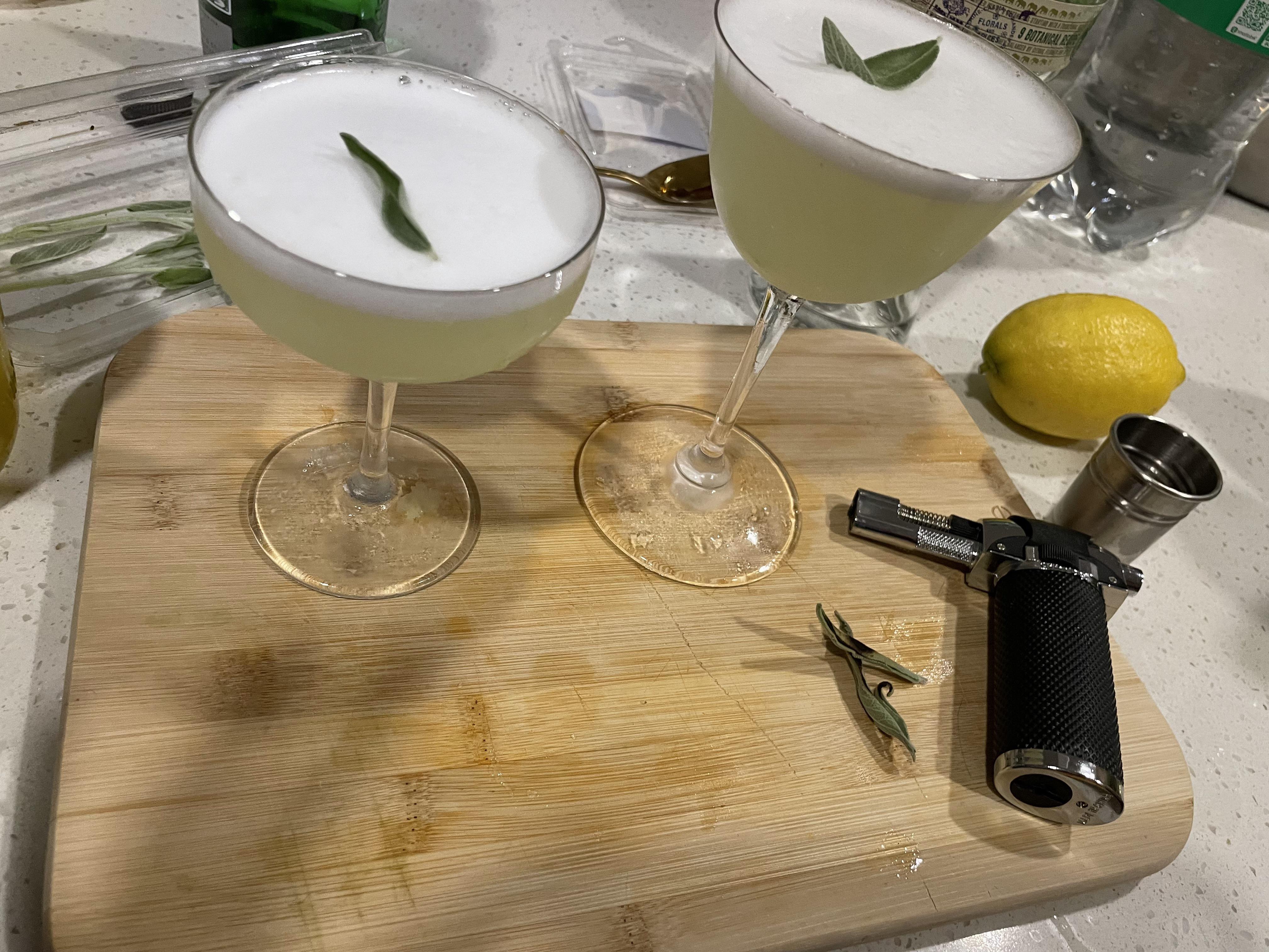 Sage gin sours | Scrolller