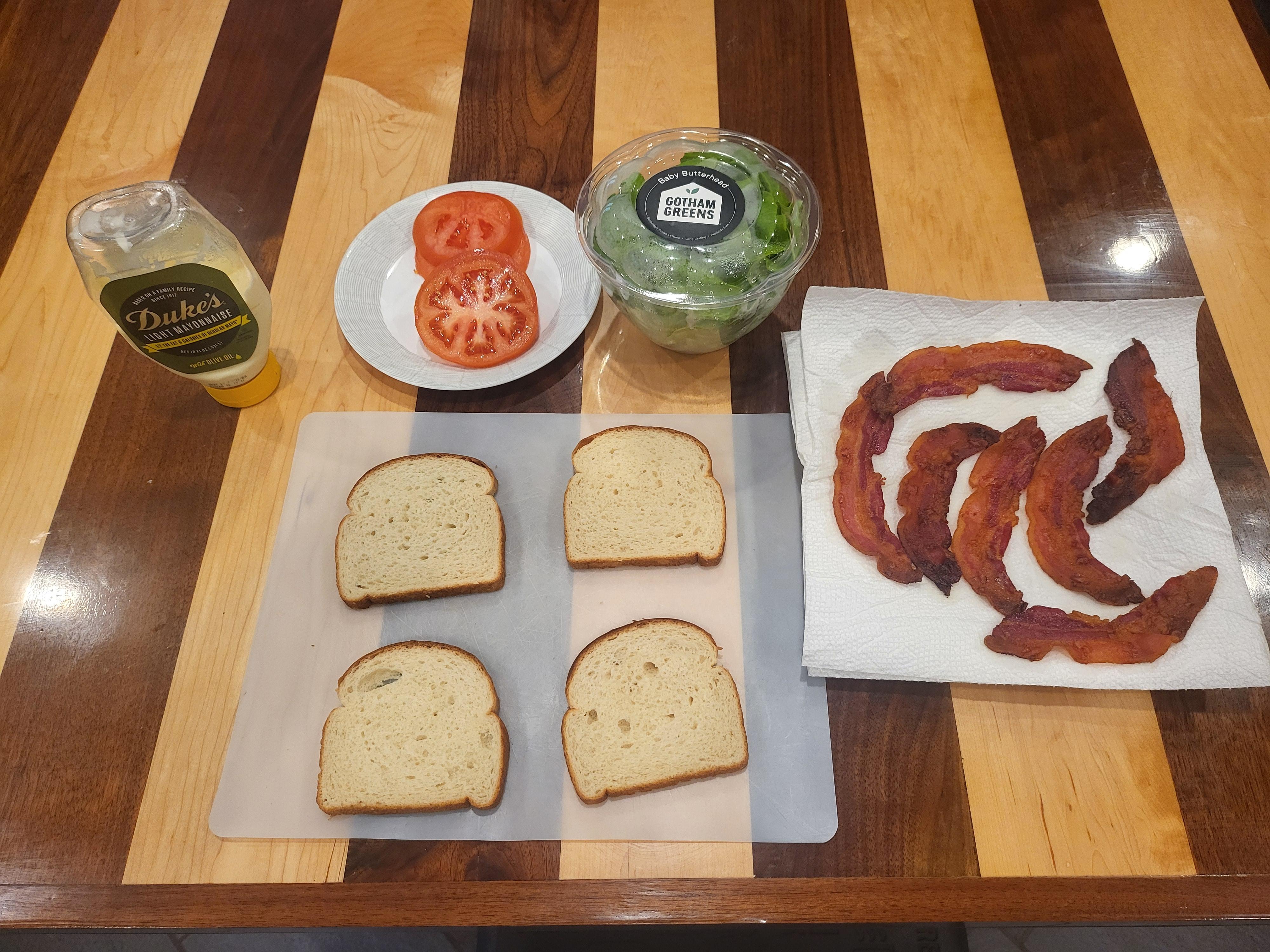 The tried and true BLT | Scrolller
