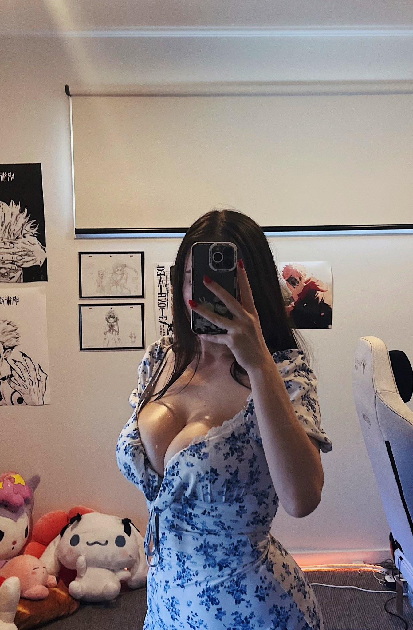 Non nudes are the ultimate goon fuel keeps me hard 24/7 | Scrolller