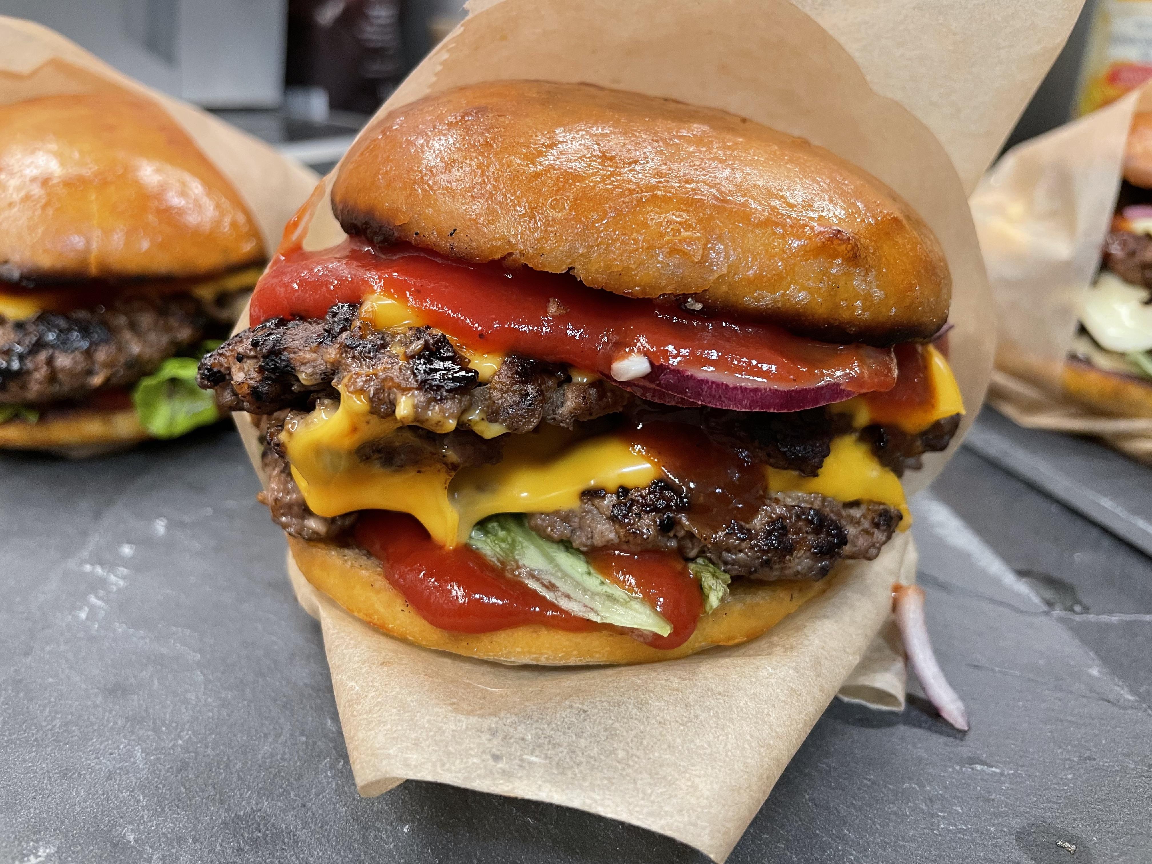 Single and Double Cheeseburger with Homemade Buns | Scrolller