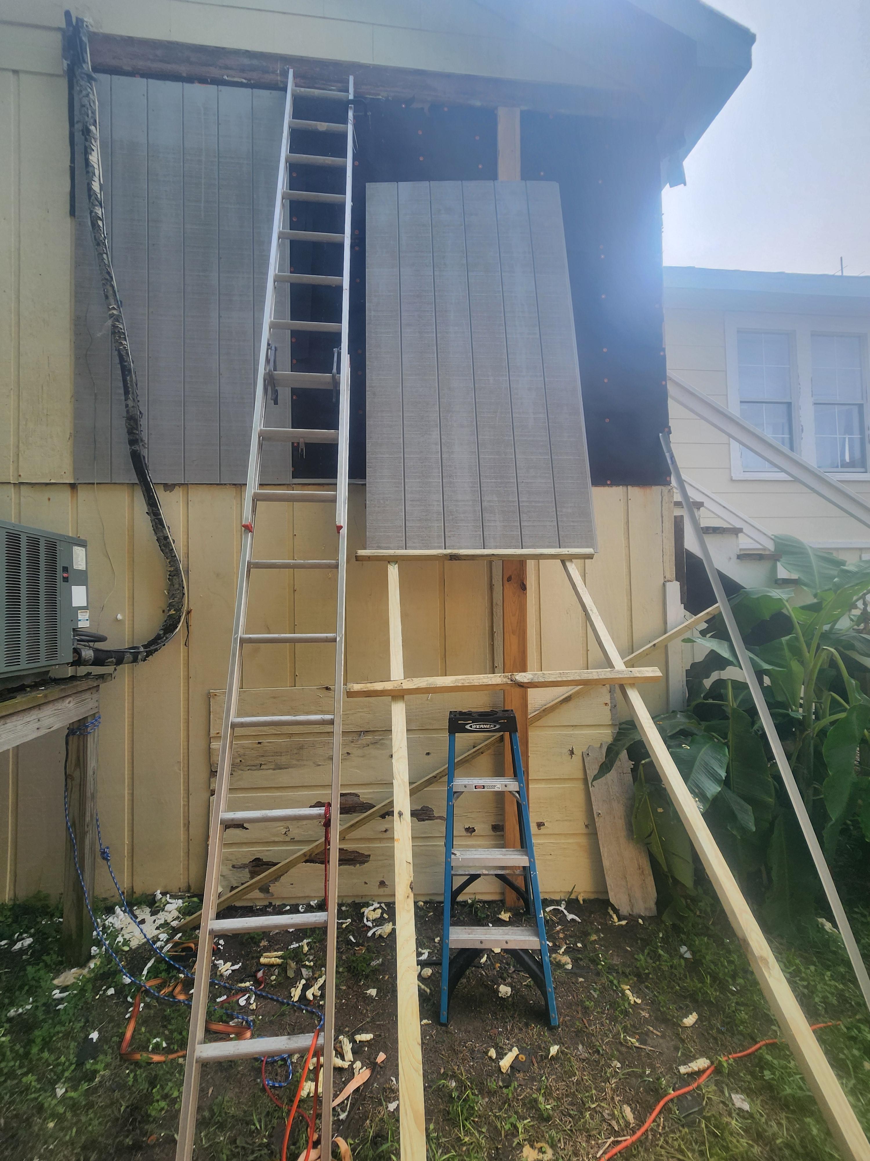 I made a ladder, so I could get these 4x8 sections of siding up to my raised house | Scrolller