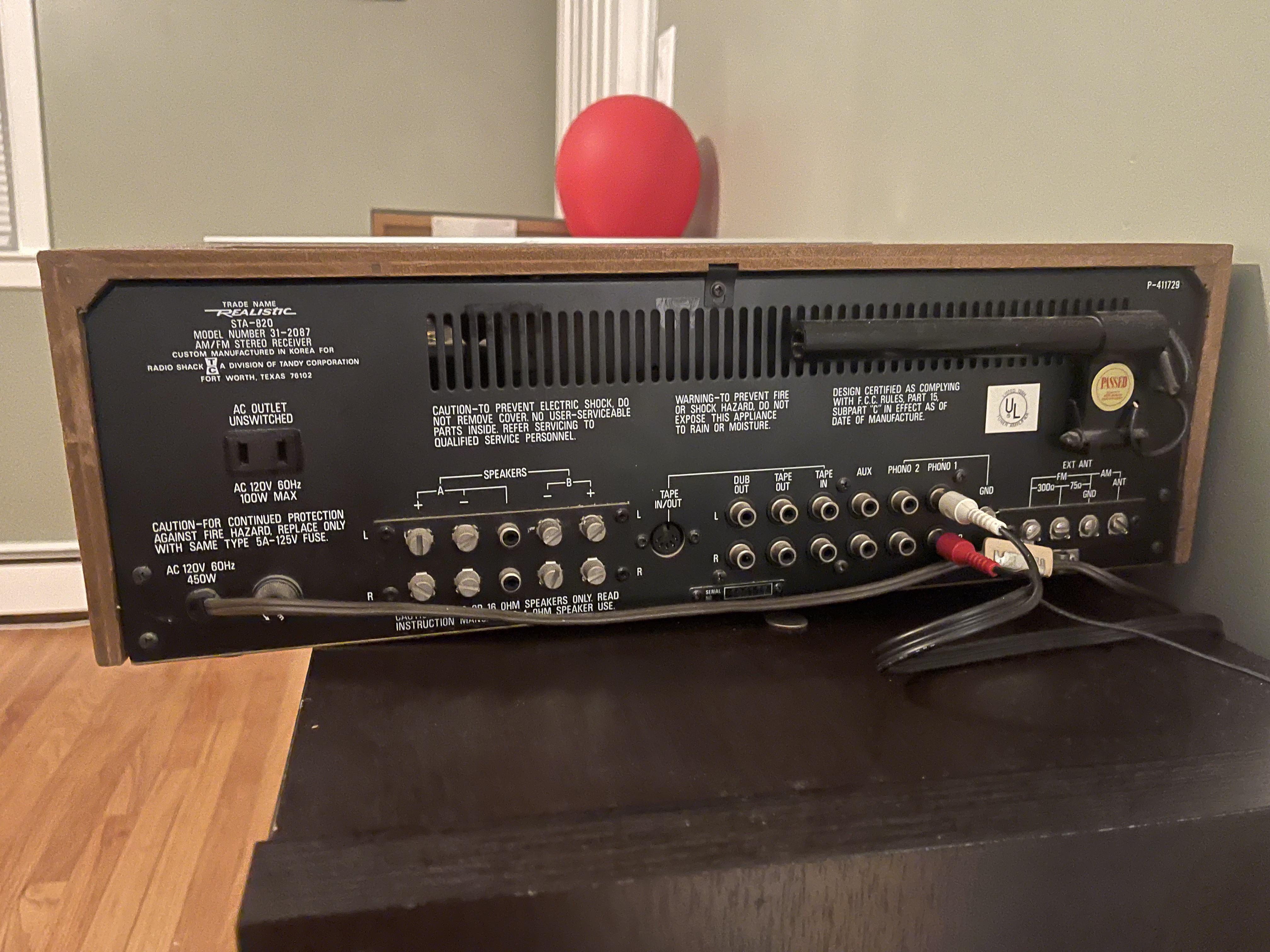 How do I connect my powered speakers to my vintage amplifier | Scrolller