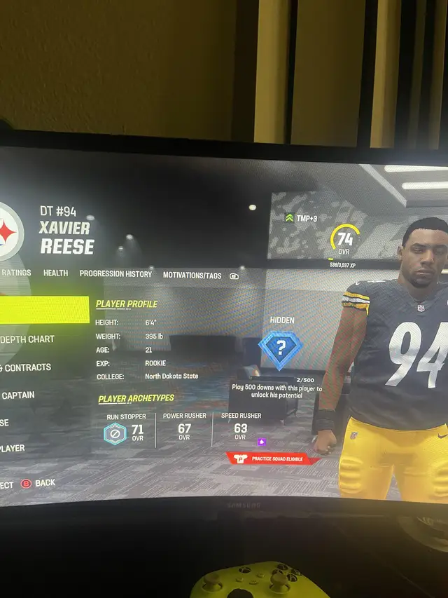 Look at this hog I just drafted | Scrolller