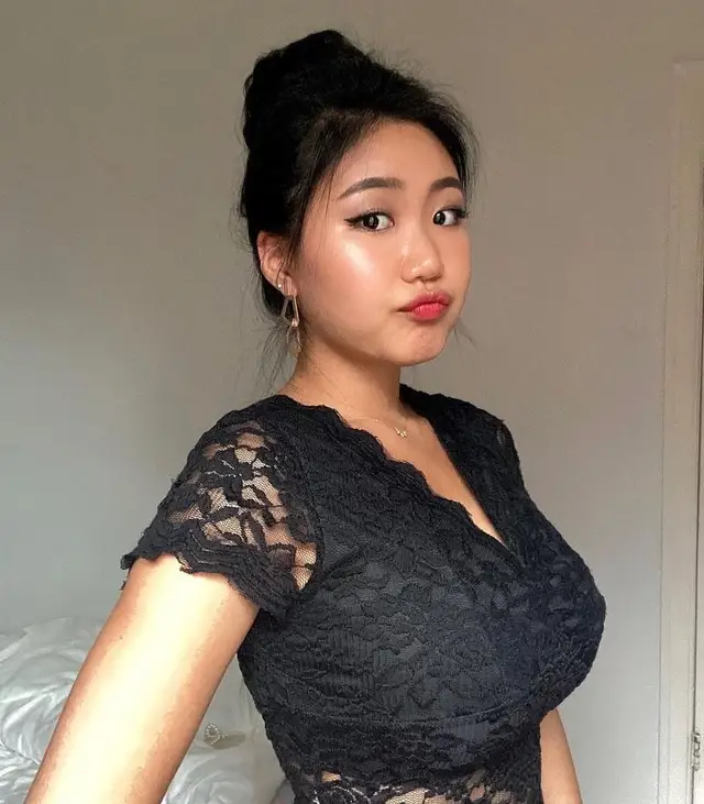 nice blouse | Scrolller