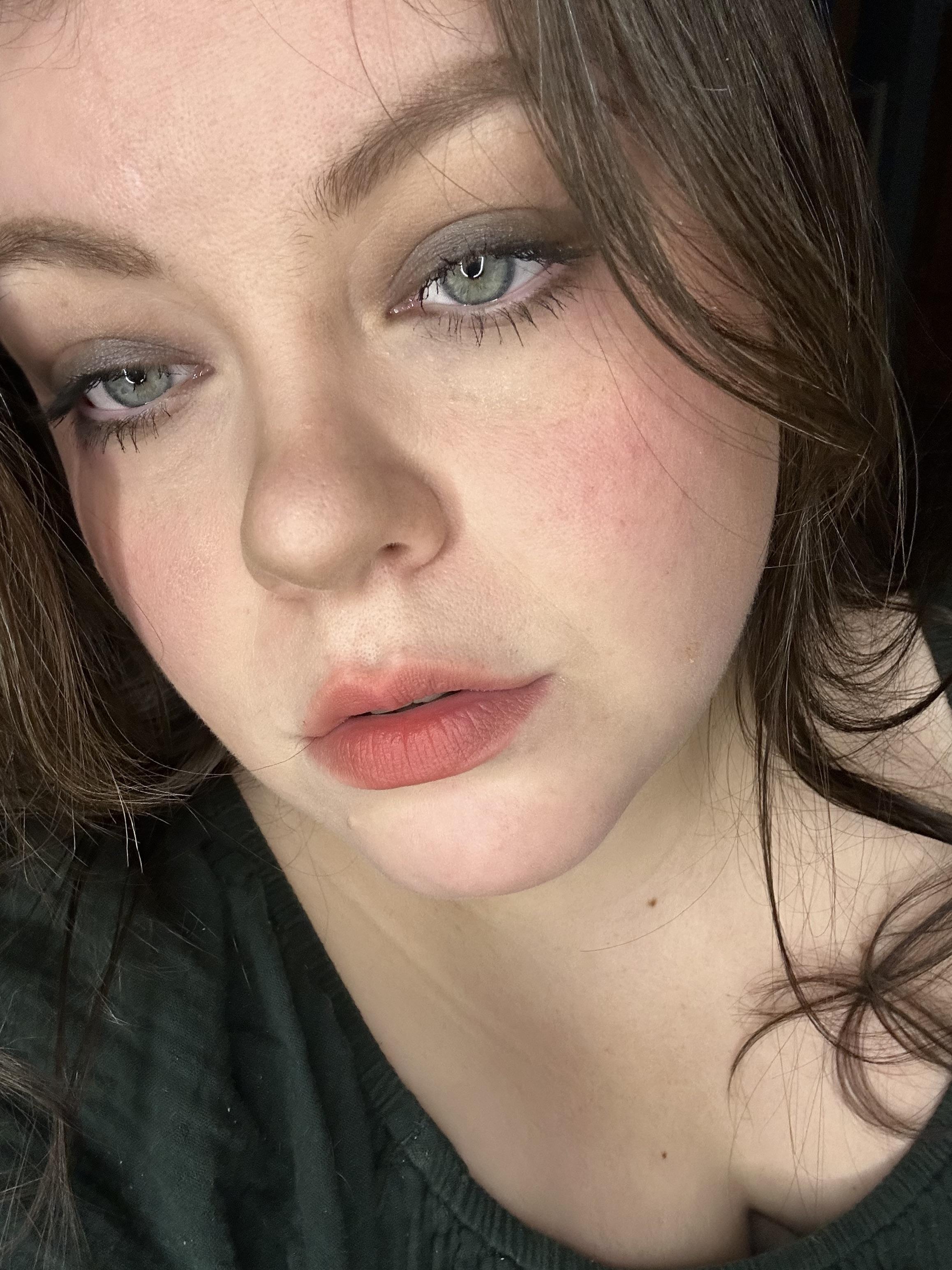 Something simple | Scrolller