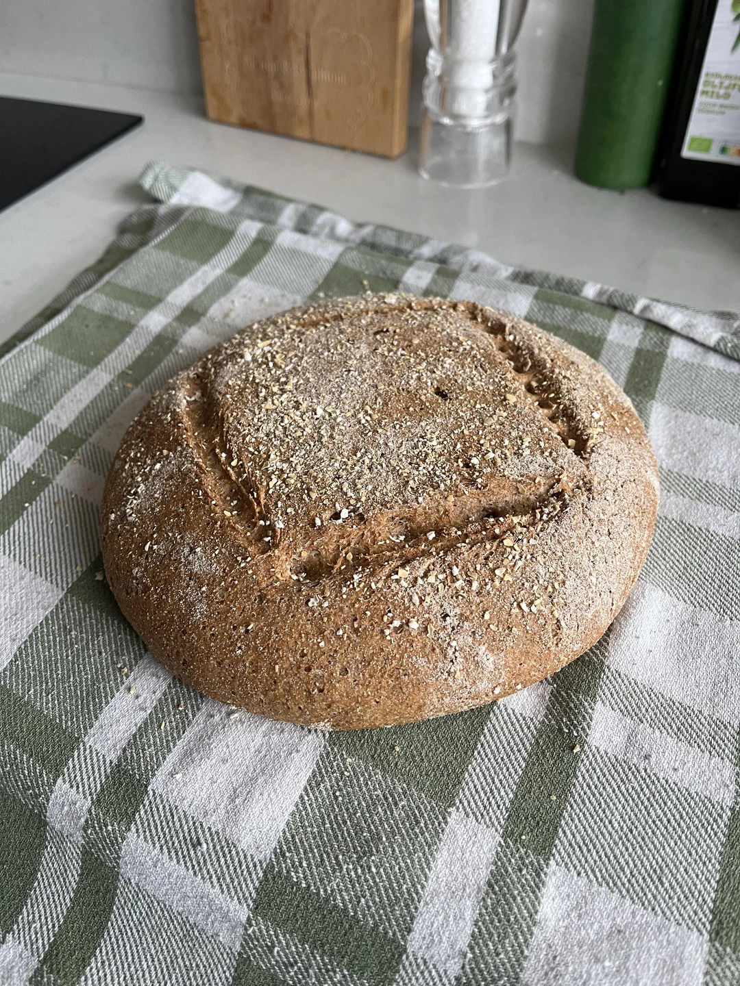 My first bread ever - Whole grain | Scrolller