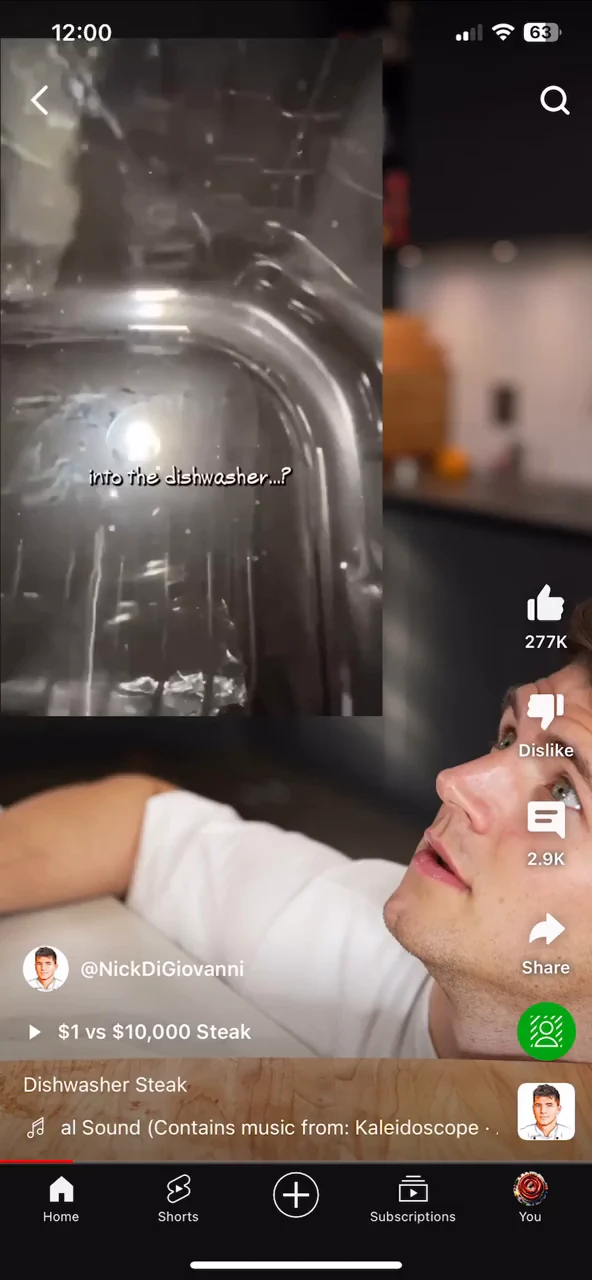 Wtf is this add | Scrolller