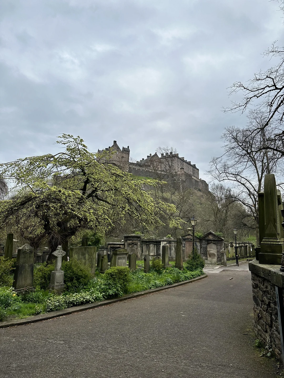 Edinburgh, Scotland | Scrolller