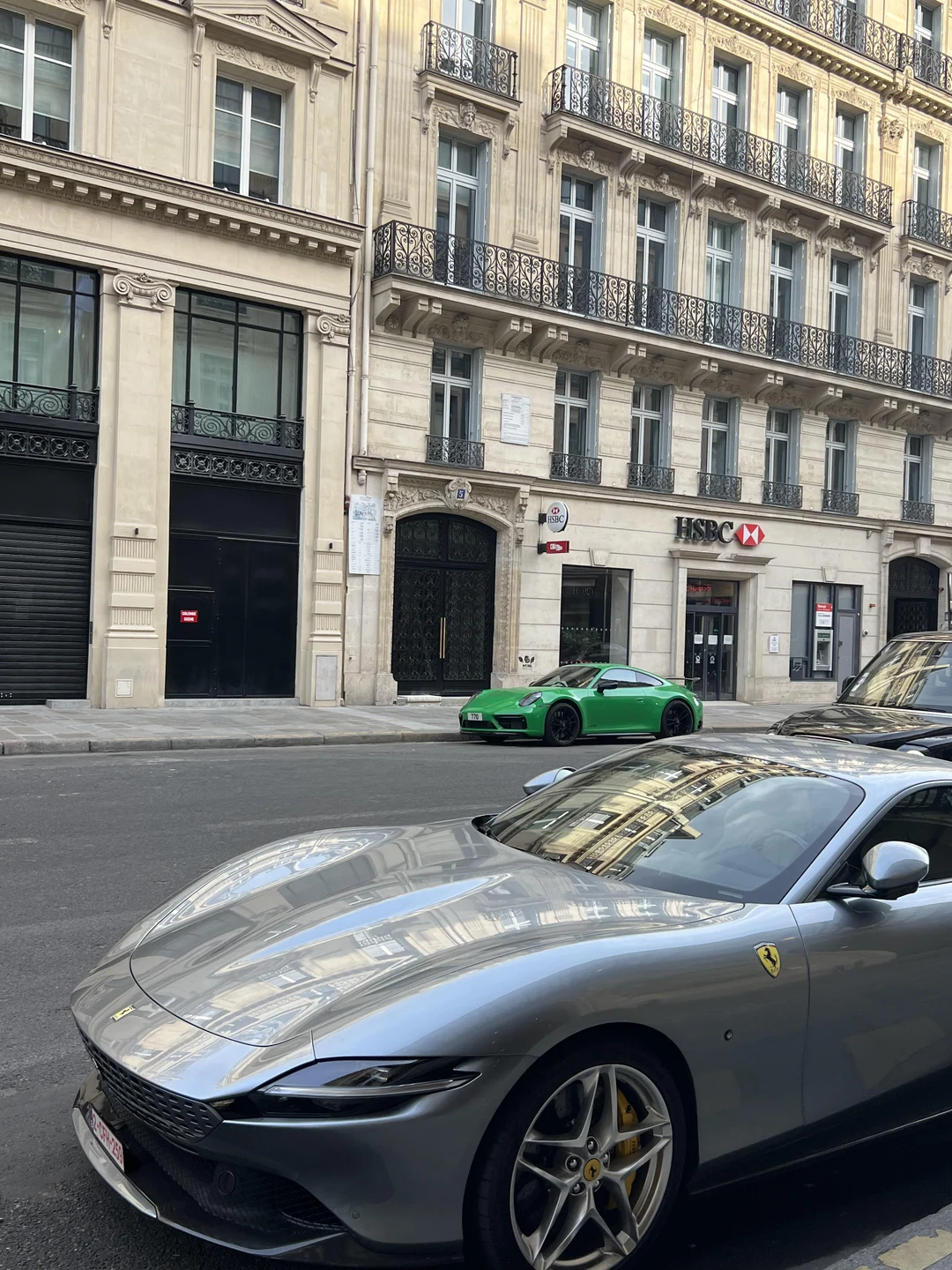 Ferrari Roma and Porsche 992 gt3 in Paris [3024 x 4032] | Scrolller