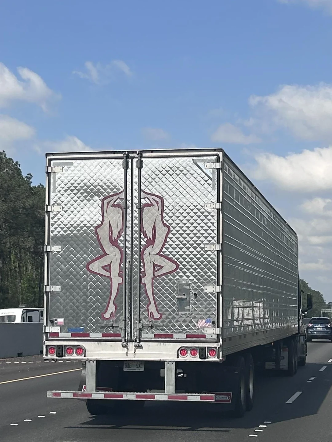 Hauling strippers? | Scrolller