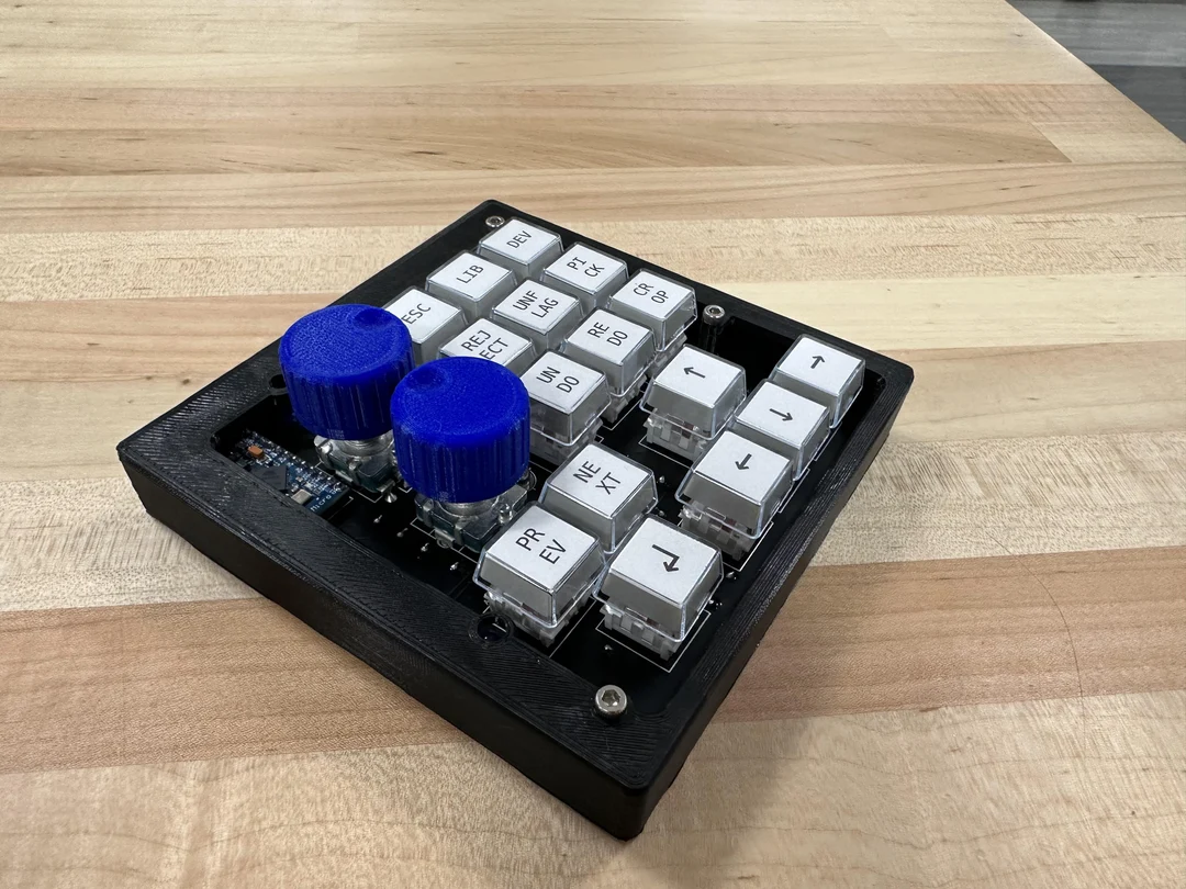 A custom Lightroom Macropad (details in comments) | Scrolller