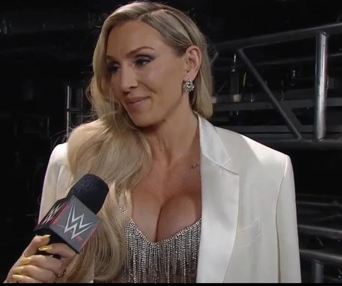 Charlotte Flair | Scrolller
