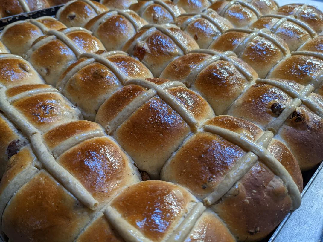 Hot Cross Buns | Scrolller