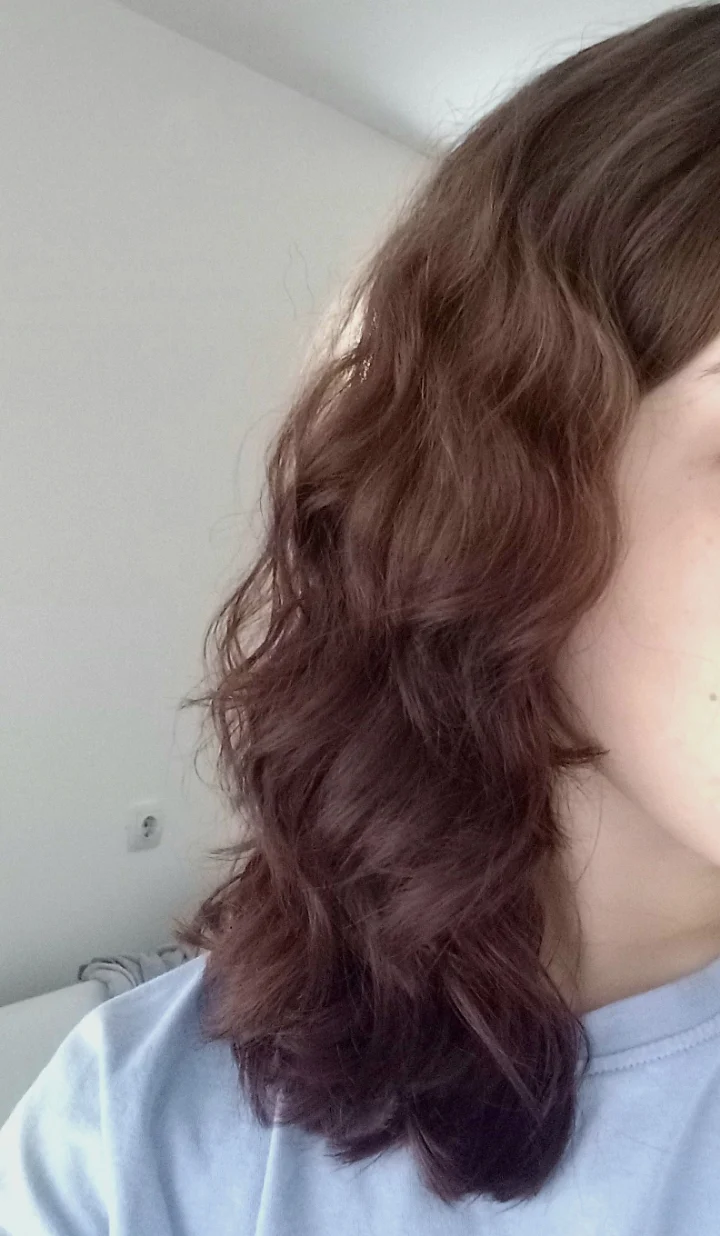 How do I treat my wavy hair? | Scrolller