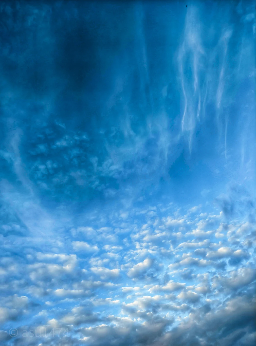 Sky ocean. | Scrolller