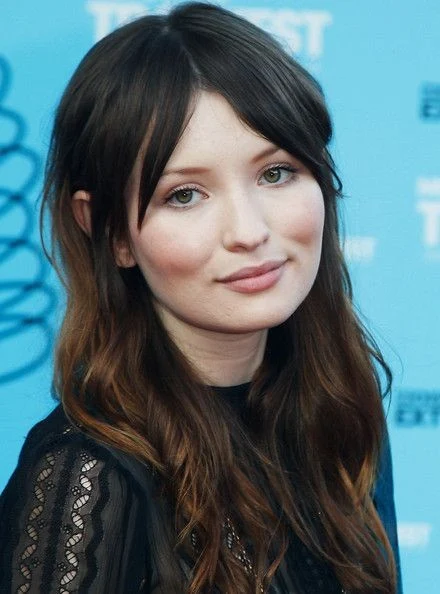 Emily Browning | Scrolller