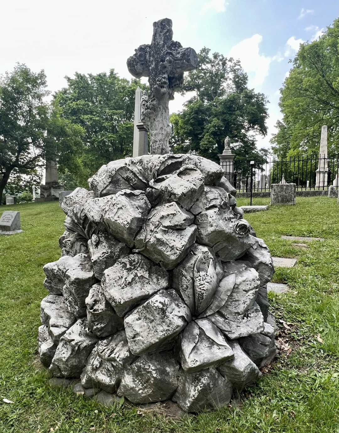 Forest Lawn Cemetery in Buffalo, NY | Scrolller