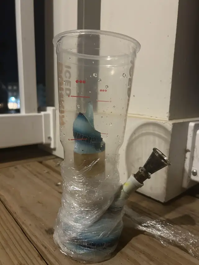 Fixed a broken bong | Scrolller