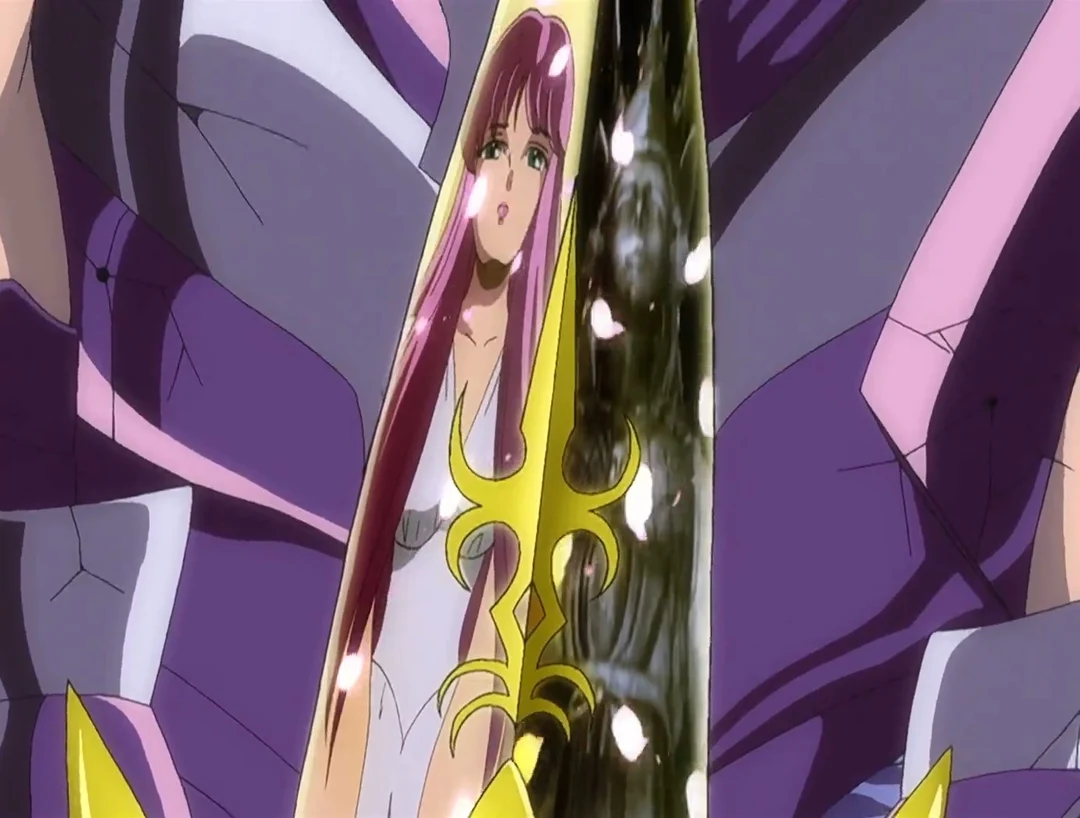 The golden dagger Saga used to kill Athena in the Hades arc shows her two versions | Scrolller