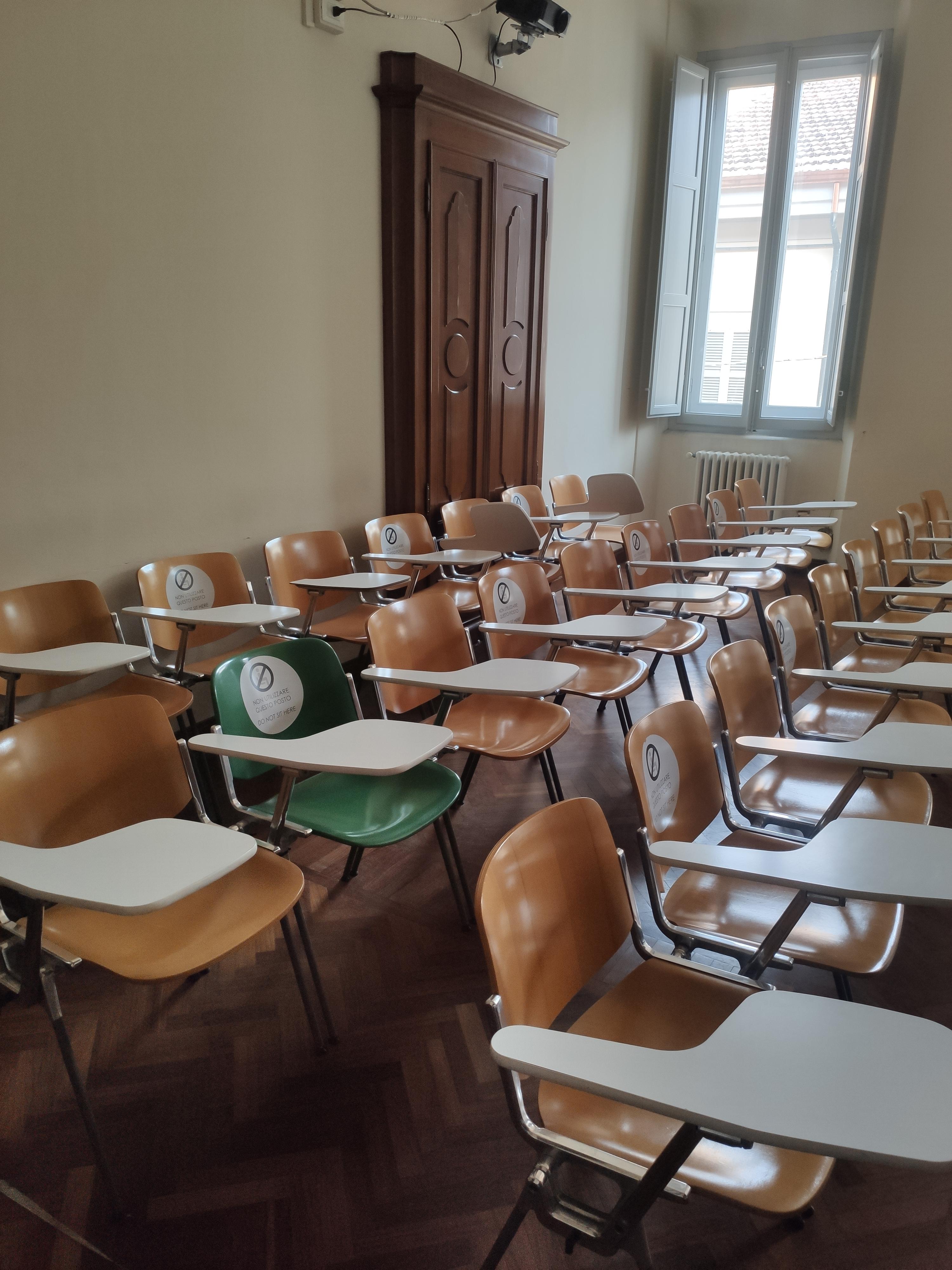 This chair in my university classroom | Scrolller