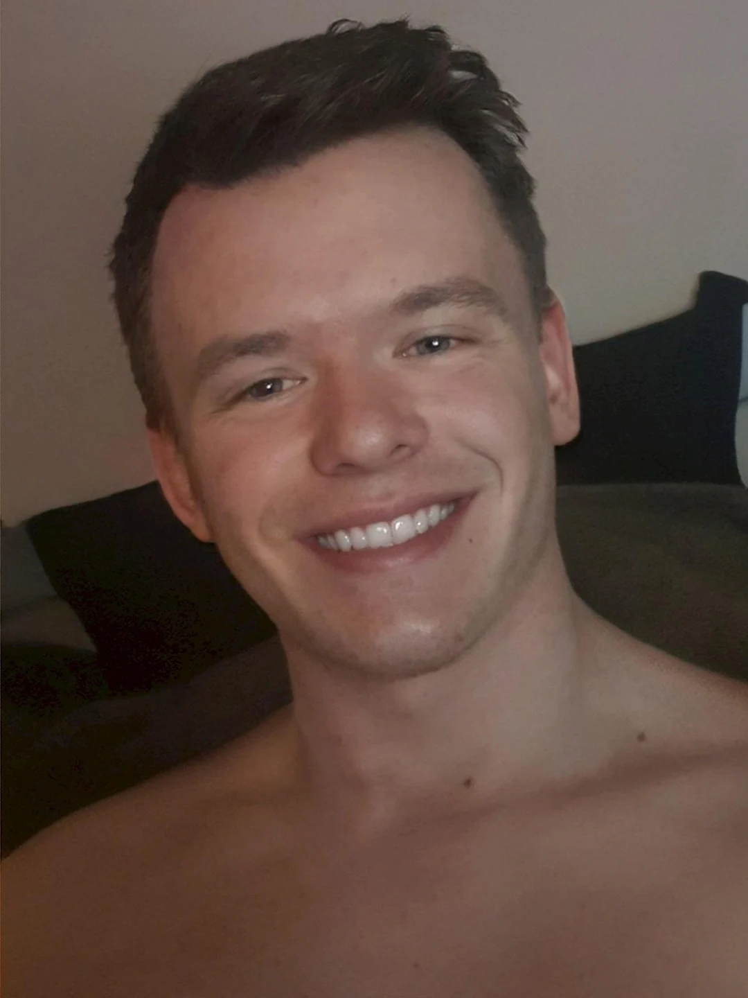 Take care of yourselves :) | Scrolller