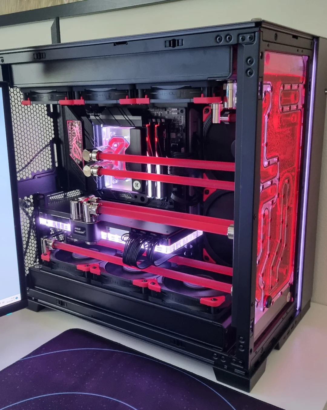 First build, another Lian Li O11D Evo | Scrolller