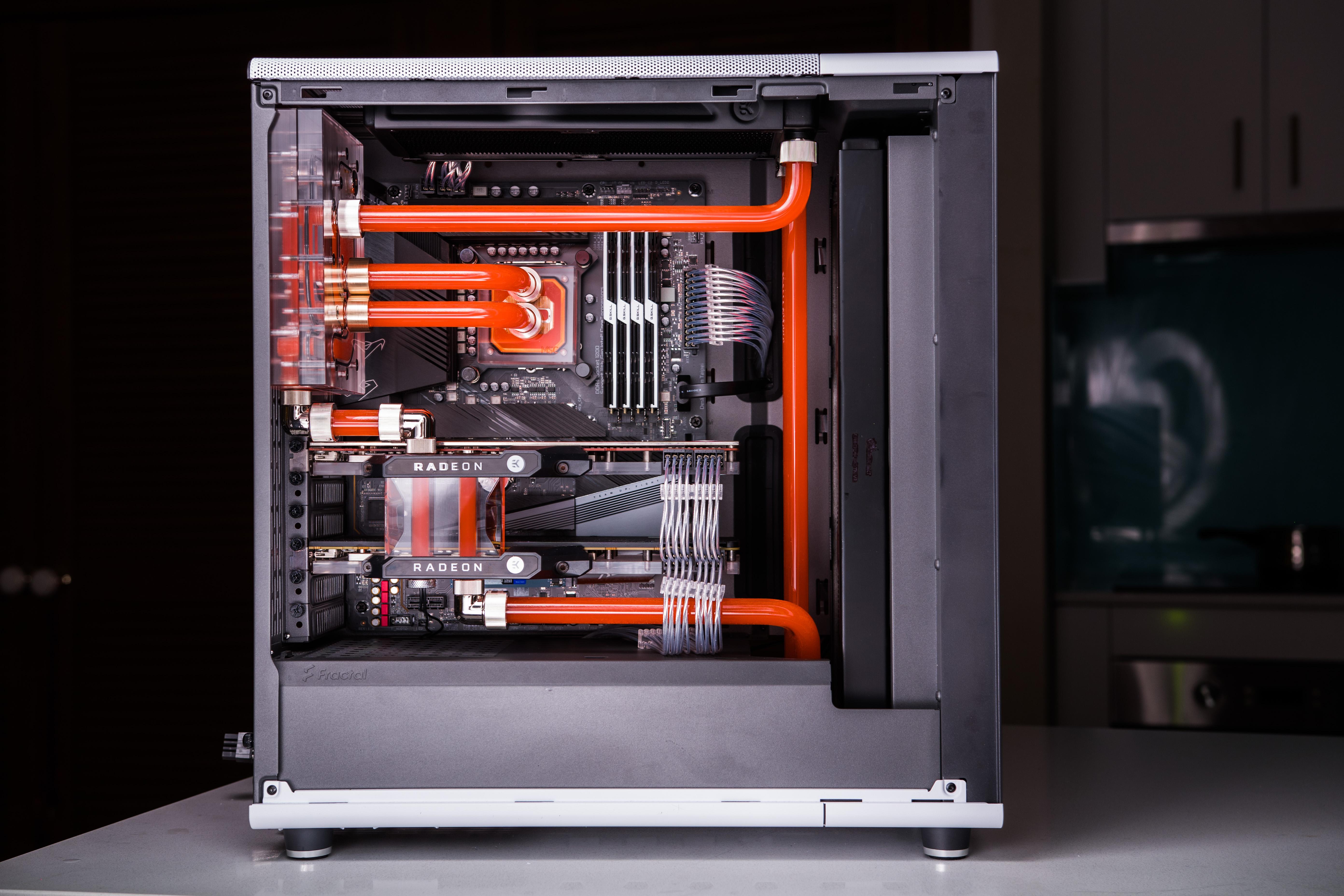 I made a distro for the Fractal North | Scrolller