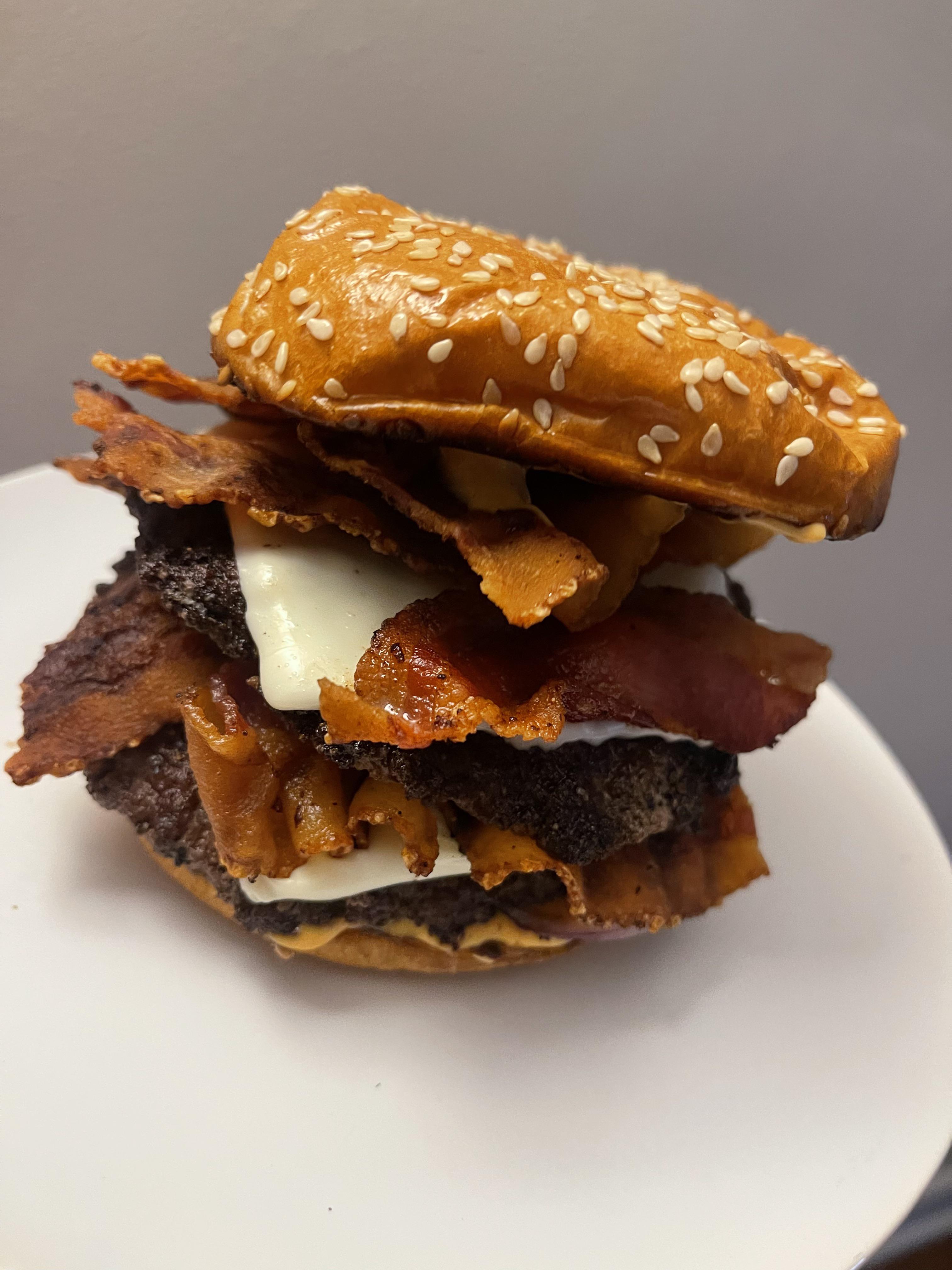 Homemade bacon double cheeseburger | Scrolller