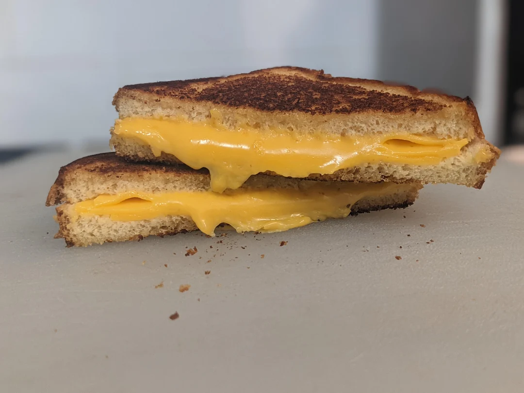 My basic-ass grilled cheese sandwich | Scrolller