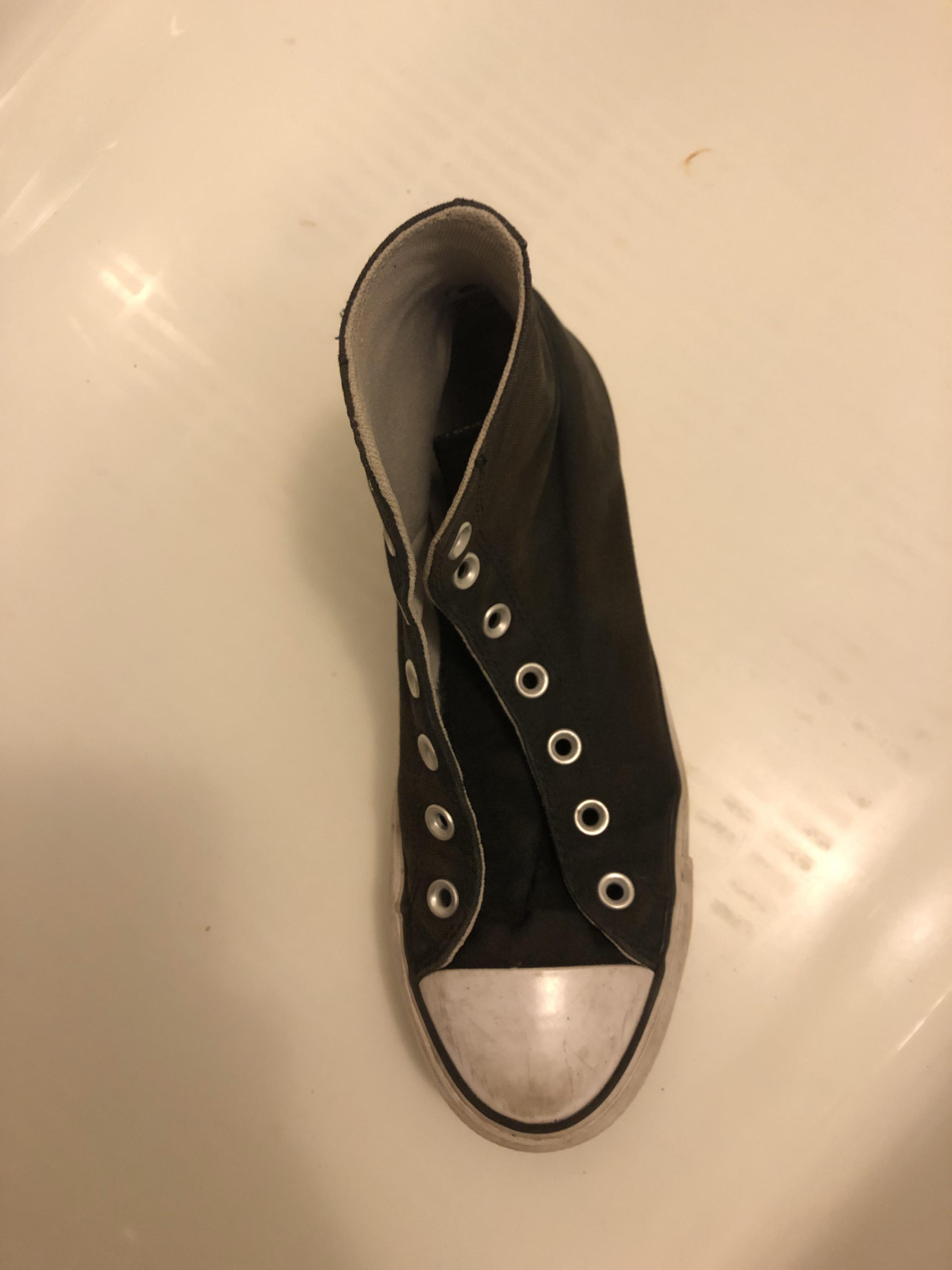 How should I save and preserve my Converse? | Scrolller