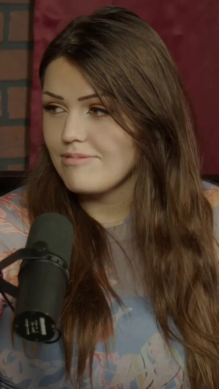 Am I insane? You have to know what I’m talking about. | Scrolller