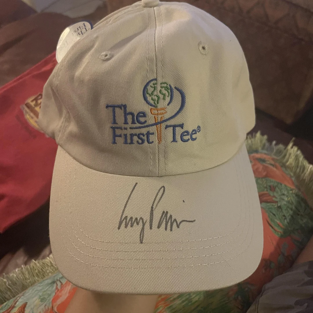 Does anyone recognize this signature? | Scrolller