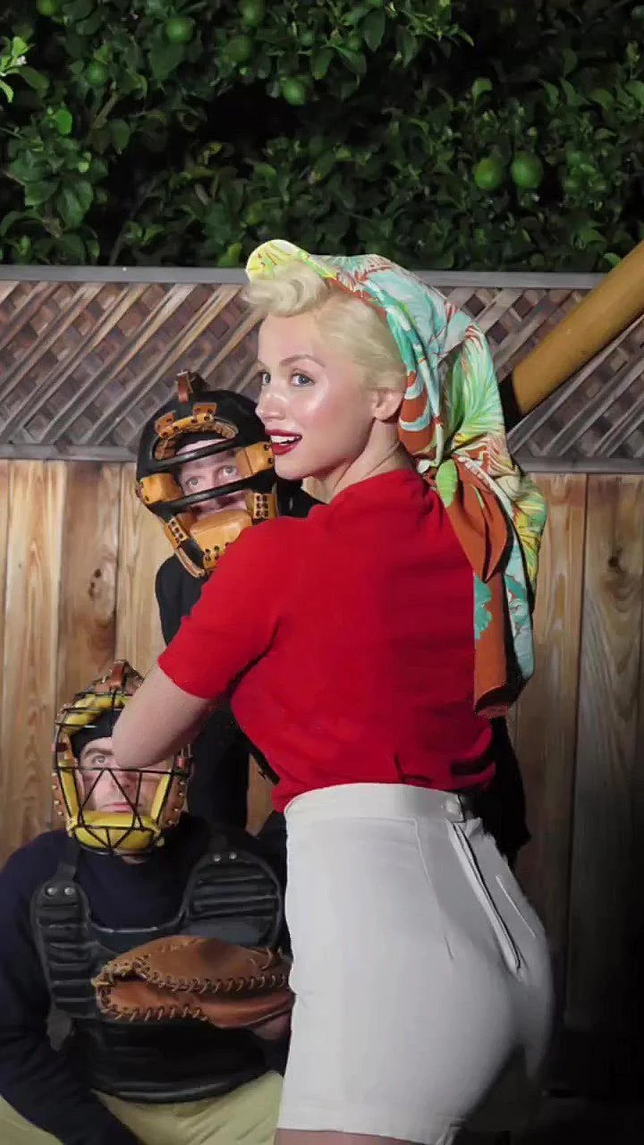 Ana de Armas (BR2049 outtake) | Scrolller