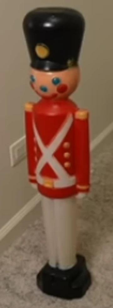 Omg new lore abt Little Nutcracker guy | Scrolller