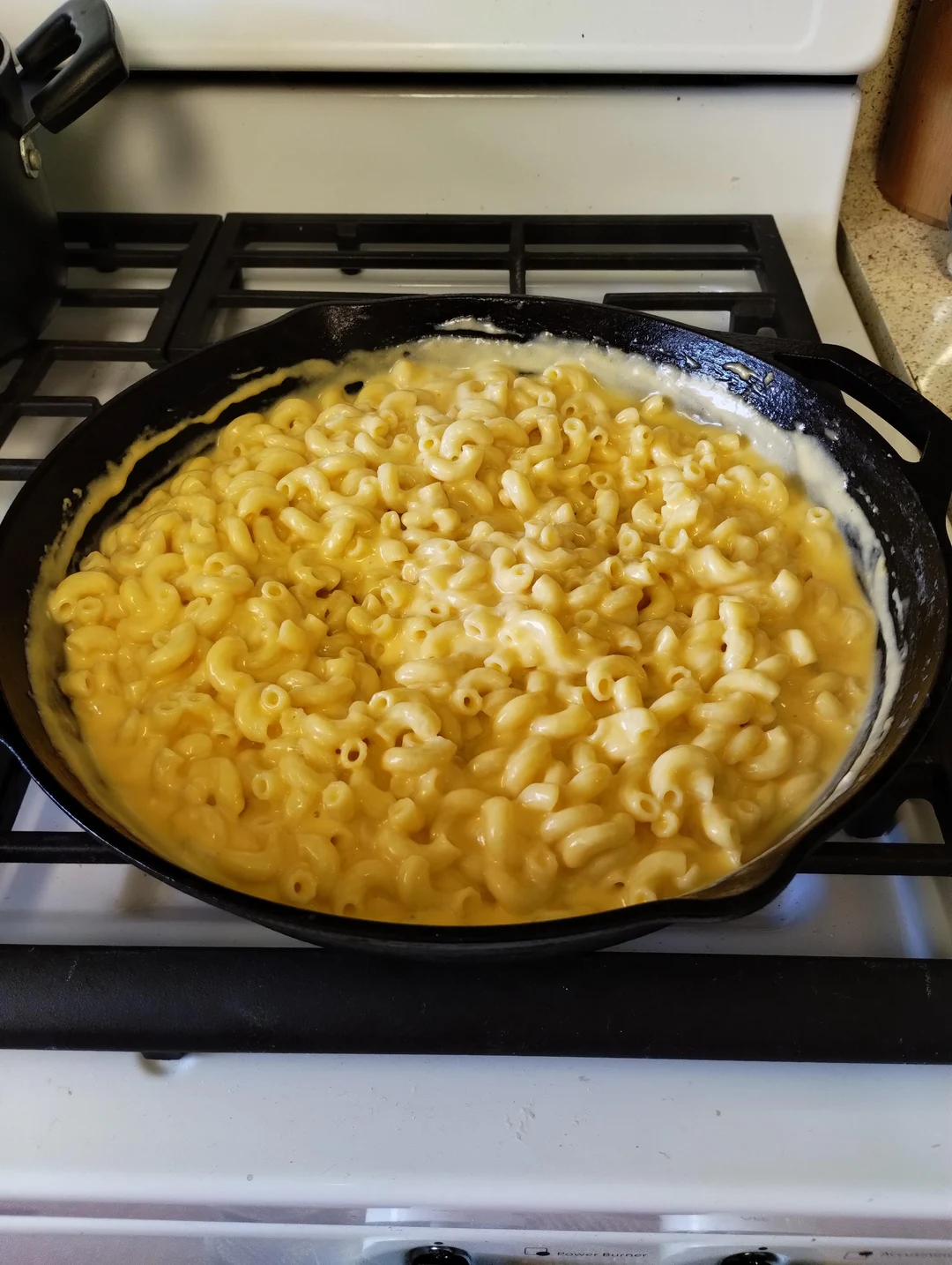 Simple Macaroni and Cheese | Scrolller
