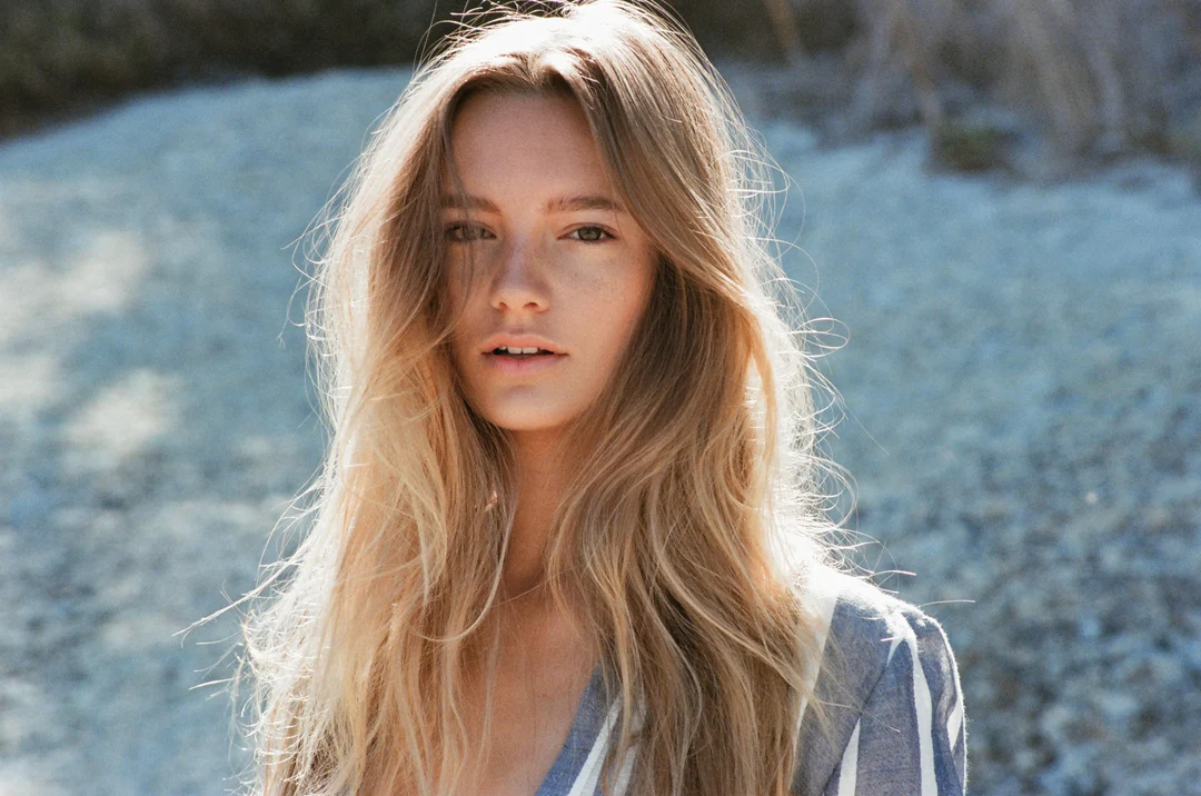 Maya Stepper | by Henrik Purienne | Scrolller