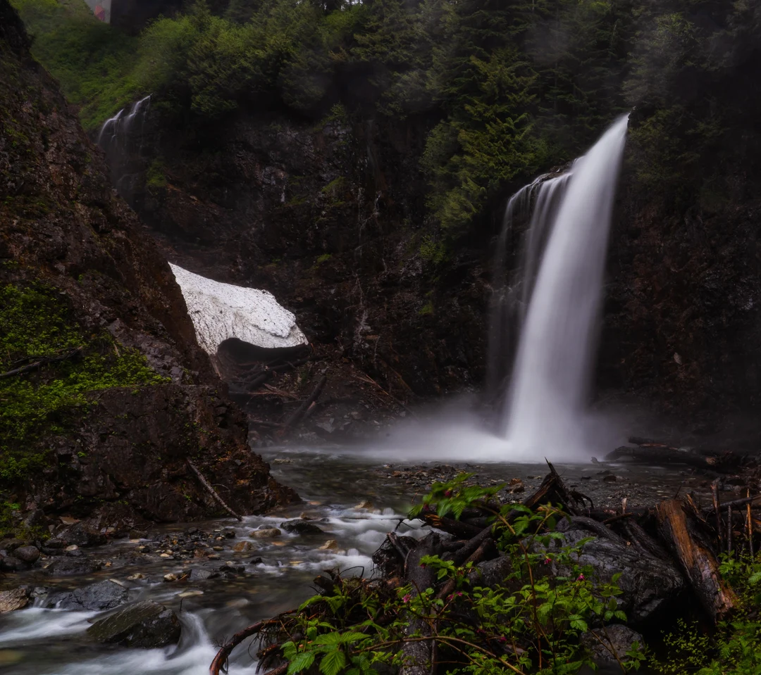 Typical PNW evening during summer at Franklin Falls, WA [OC] [4186x3717] | Scrolller