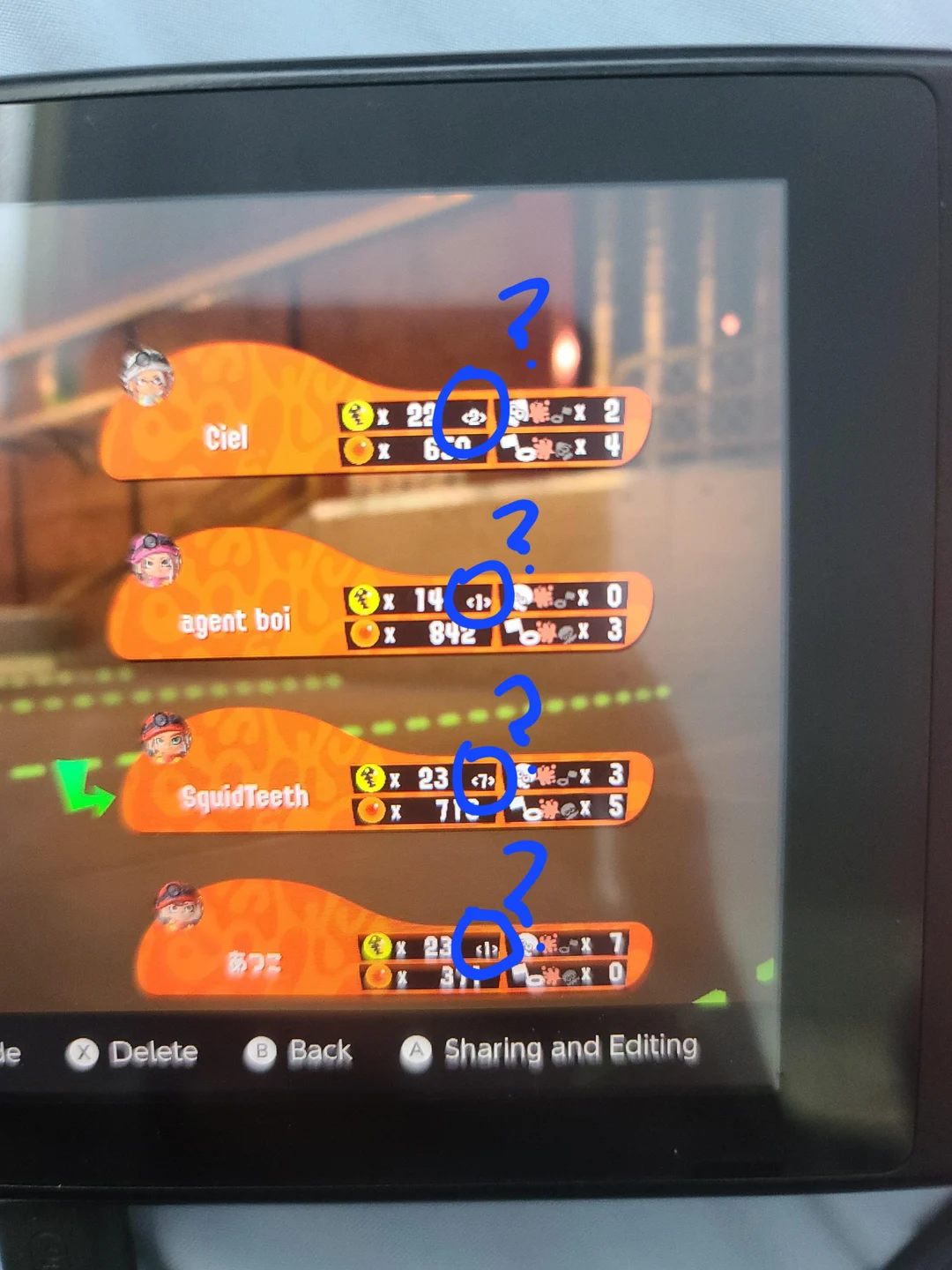 What do these numbers in 《brackets》 mean? | Scrolller