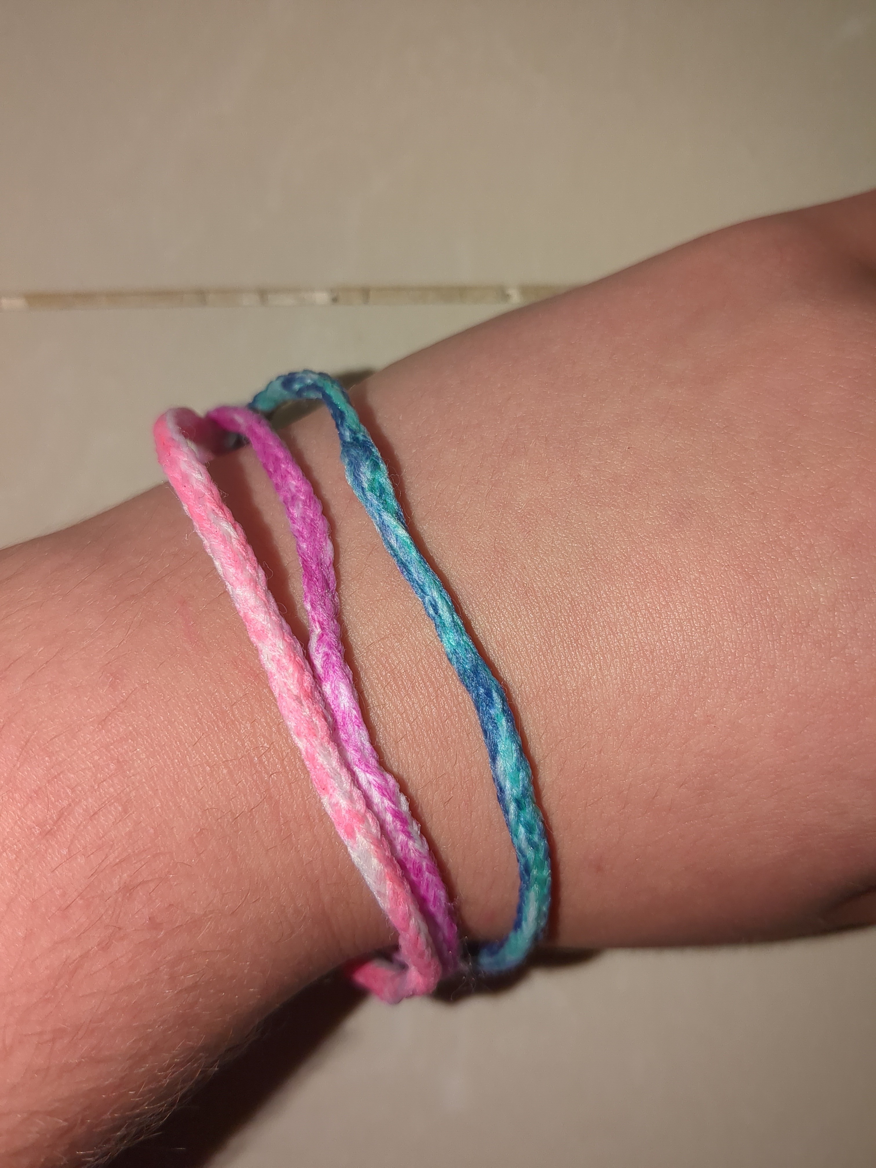 I made a bi bracelet! Happy pride | Scrolller