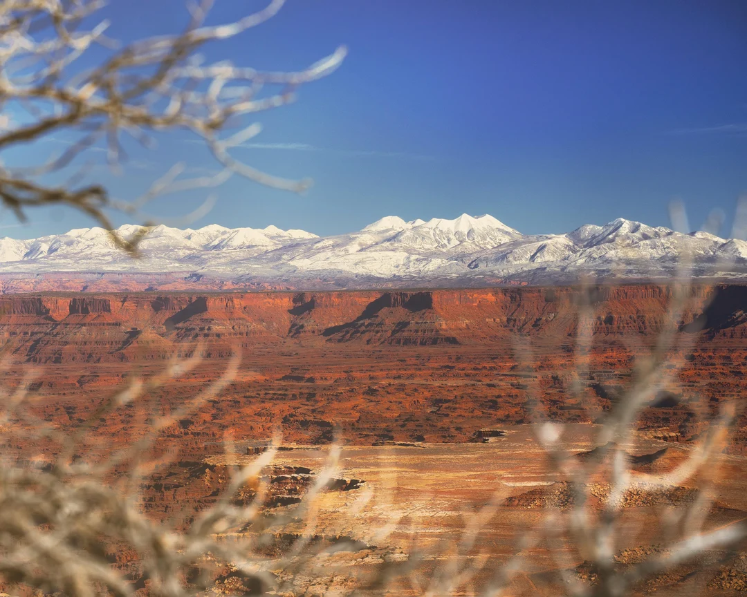 Utah valley overview in canyon lands NP and snow capped mountains [OC] [4095x3276] | Scrolller