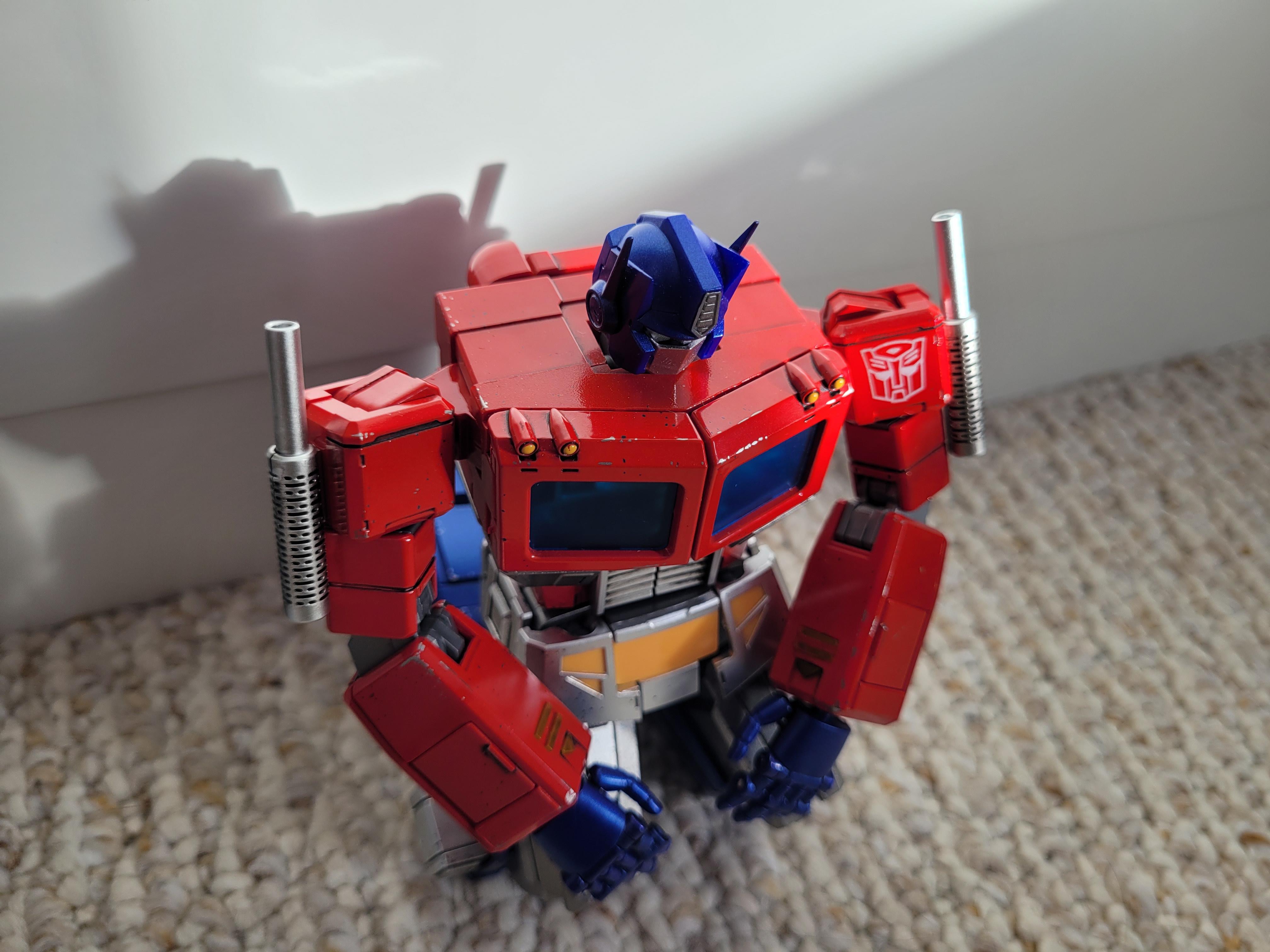 Optimus Poses | Scrolller