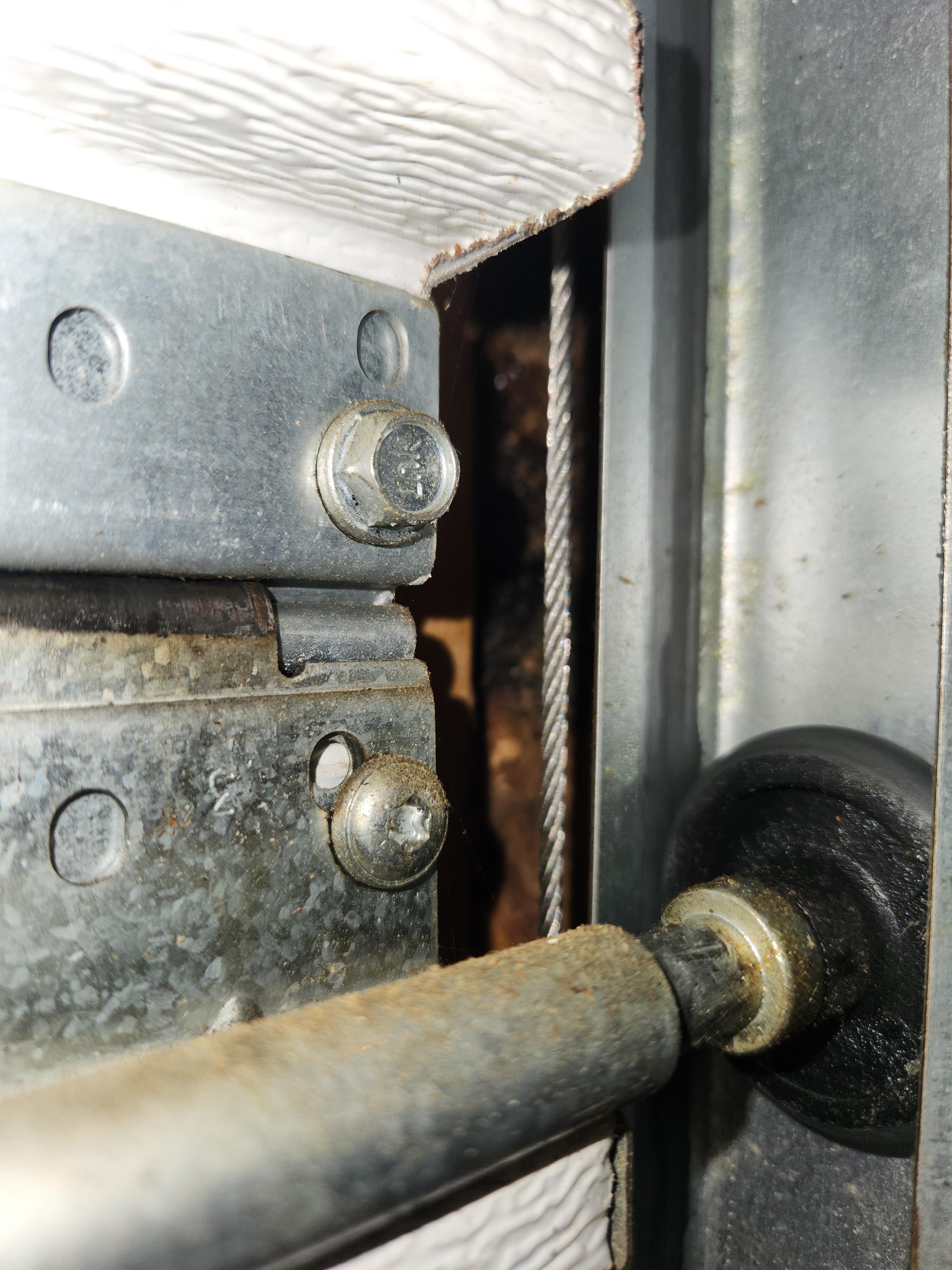 What is this damage? | Scrolller