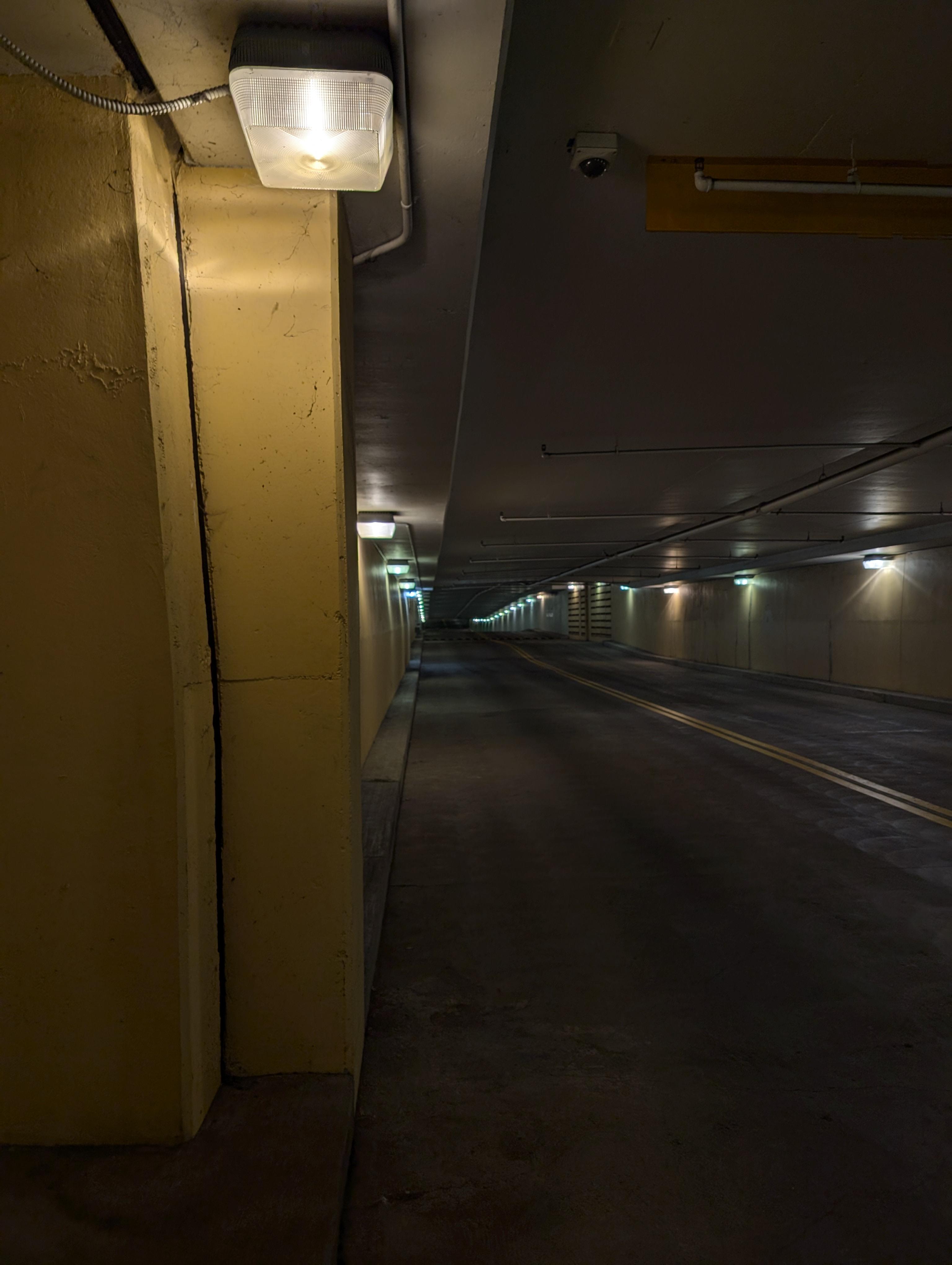 My top 20 liminal pictures of 2024 | Scrolller