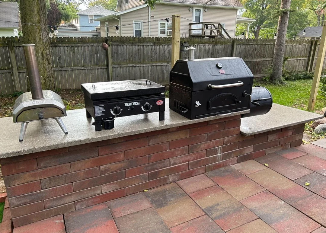 My Custom Built Grill Bar | Scrolller