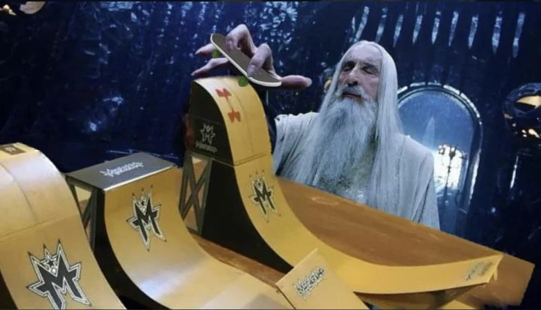 Shredding the Tech Deck | Scrolller