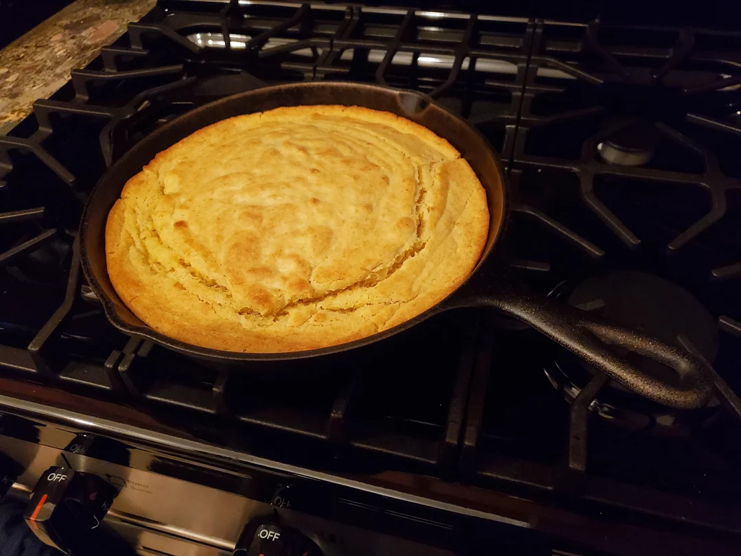 Tried making cornbread in the Lodge | Scrolller