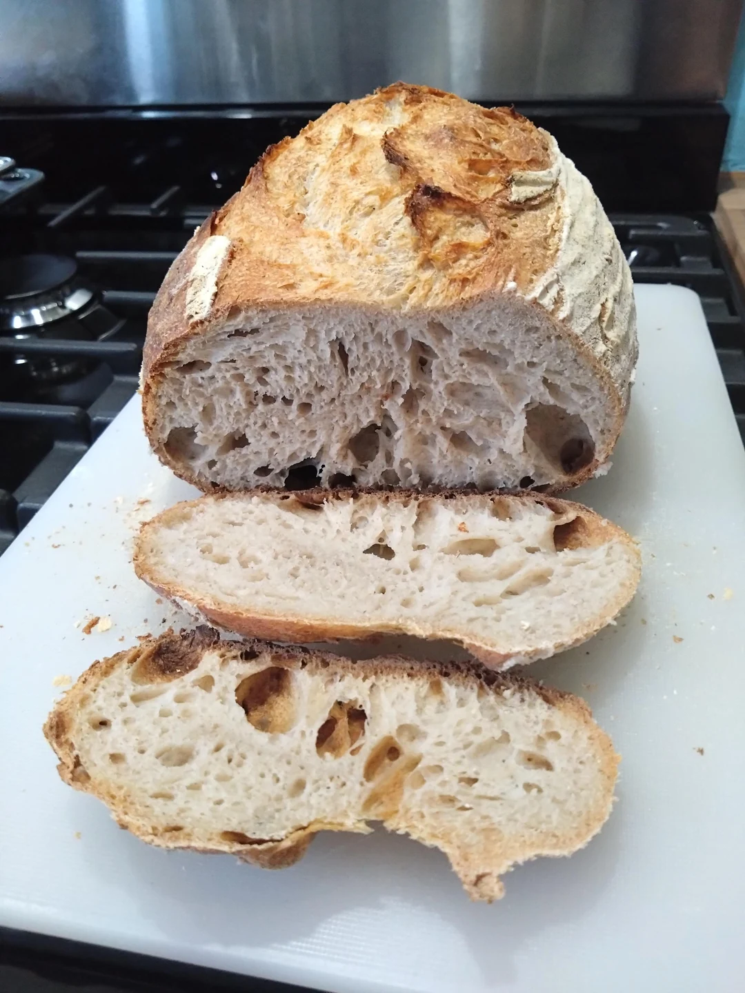 Christened the new oven with a sourdough loaf! | Scrolller