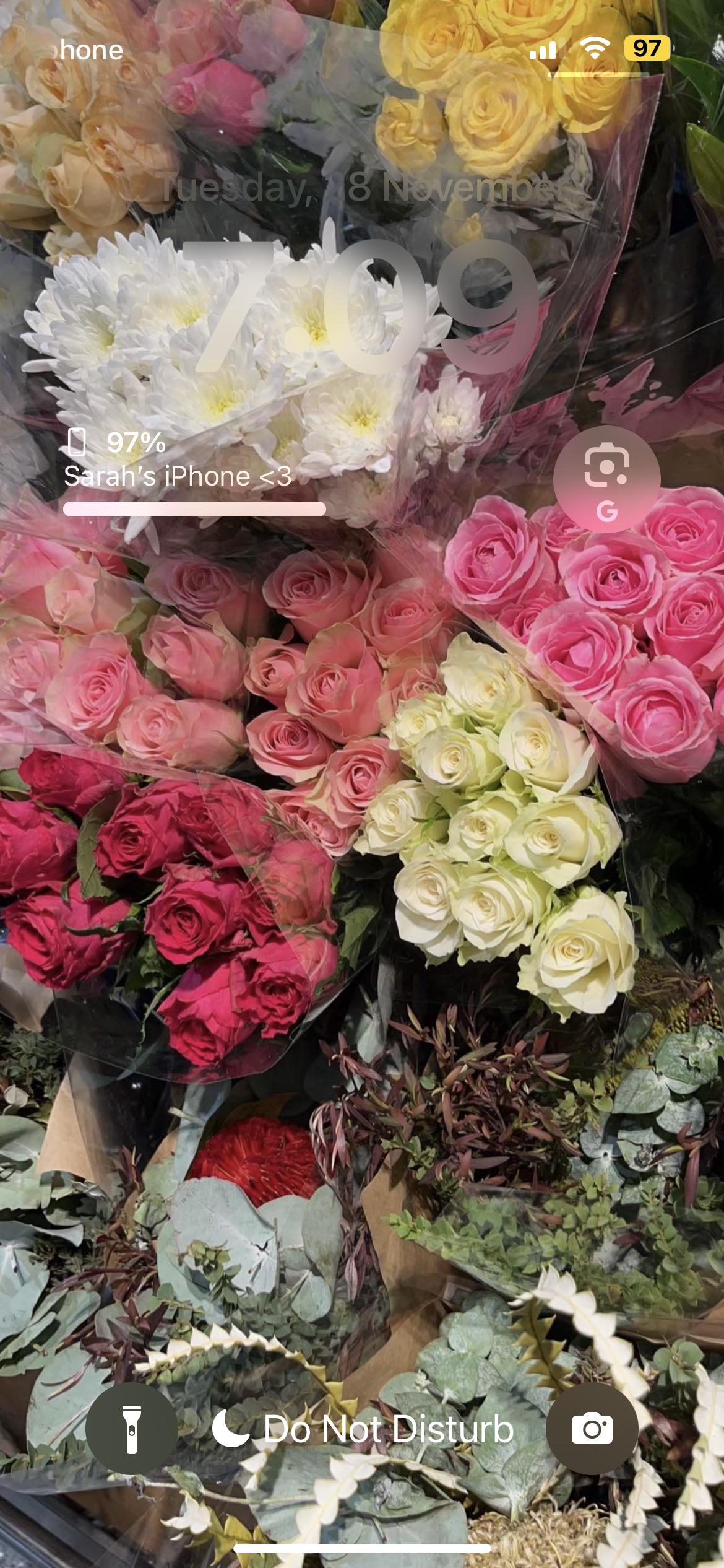 Why is the lockscreen date and time so light? How do I fix it? | Scrolller