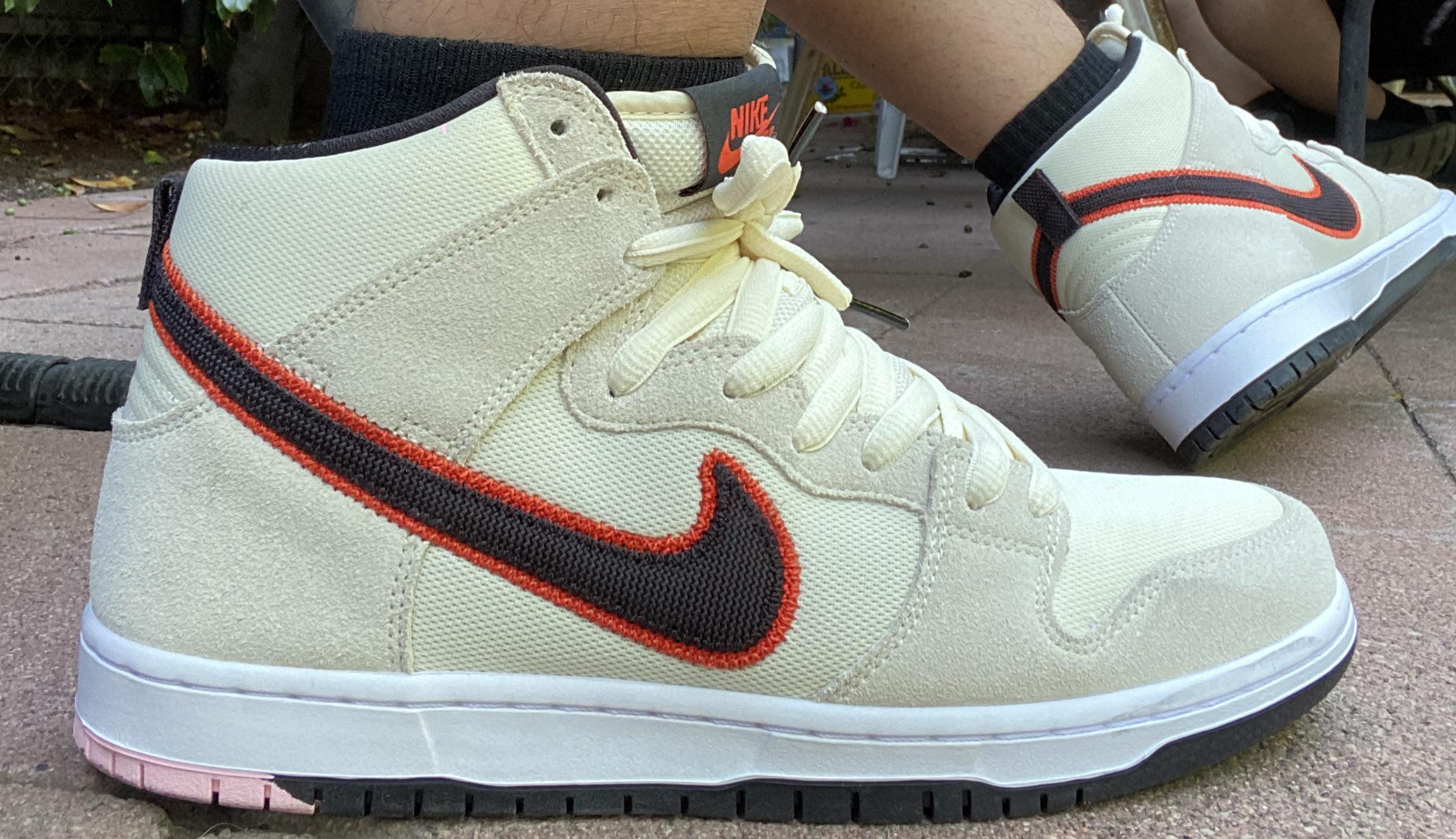 Discover more like Sneakers: Finally got to wear my first dunks and Related Content | Scrolller