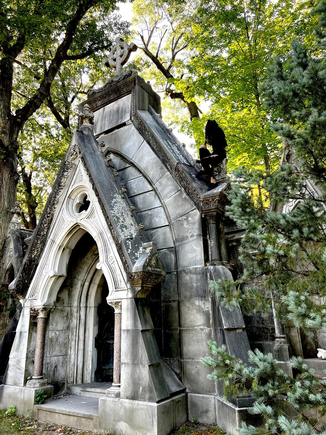 Forrest Hills in Boston, MA. My favorite mausoleum 🤍 | Scrolller